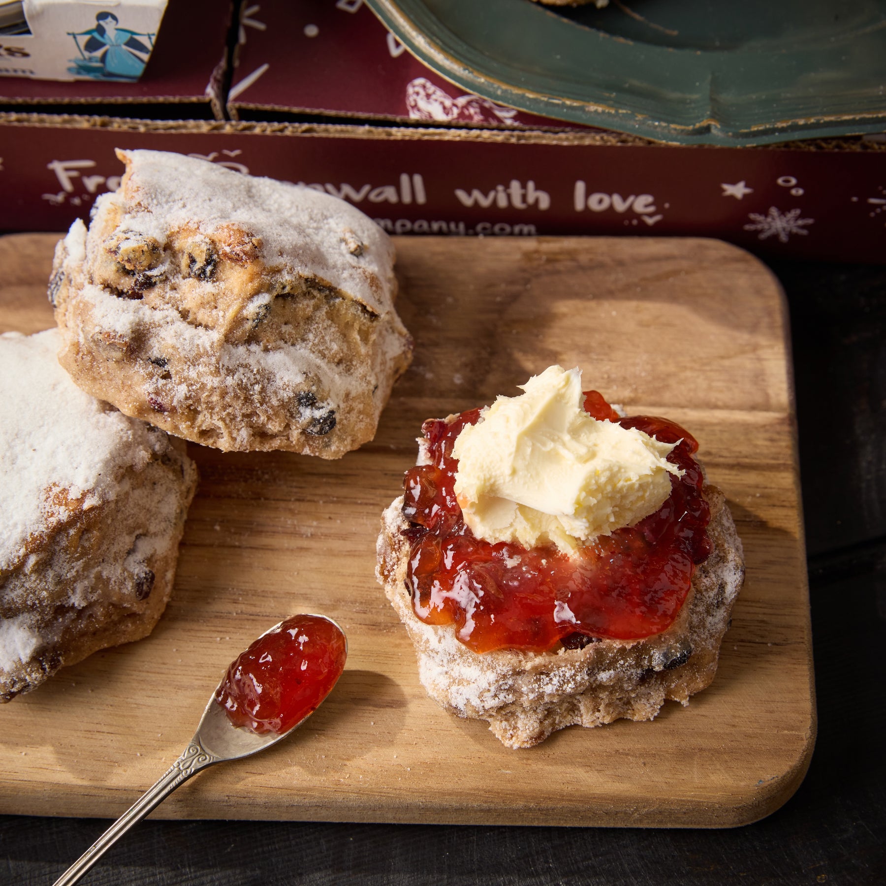 The Christmas Cream Tea Hamper – The Cornish Company
